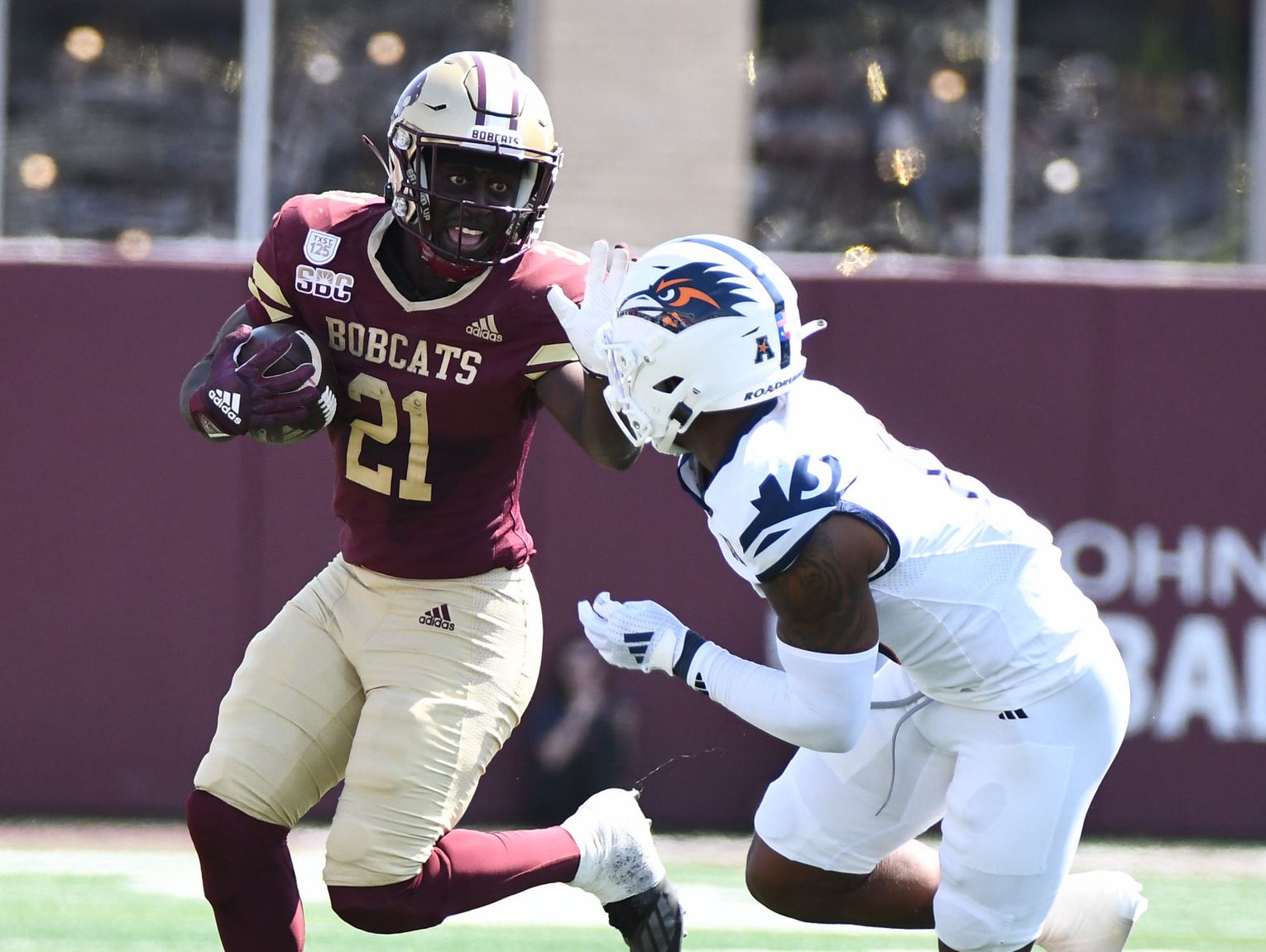 Bobcats battle Roadrunners in next chapter of I-35 Rivalry