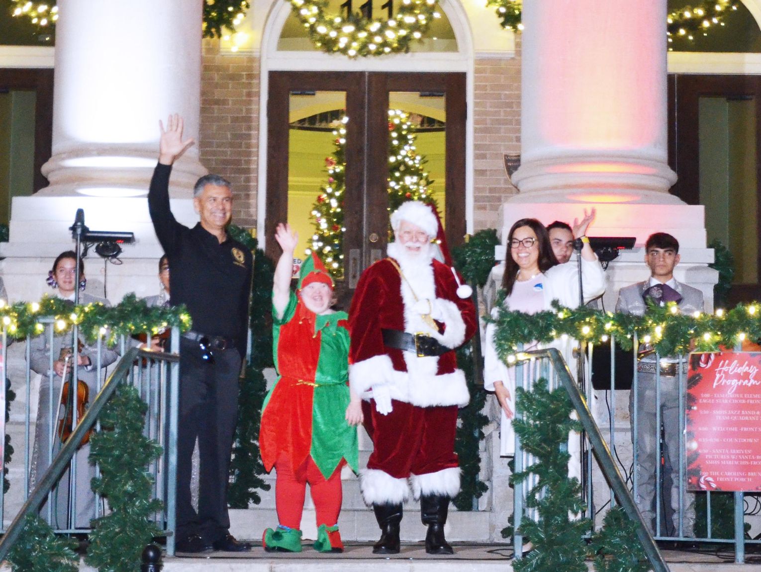 LIGHTING THE COURTHOUSE: Hays County Holiday Lighting Ceremony takes ...
