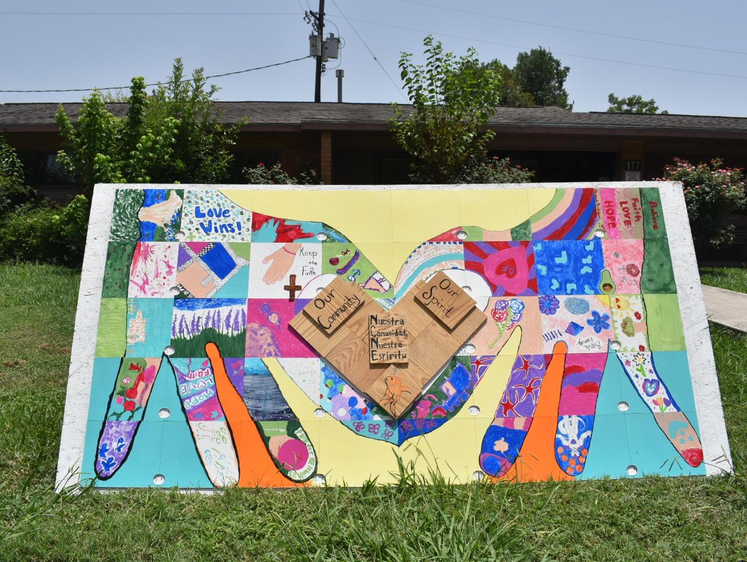 Neighborhood mural brings community together