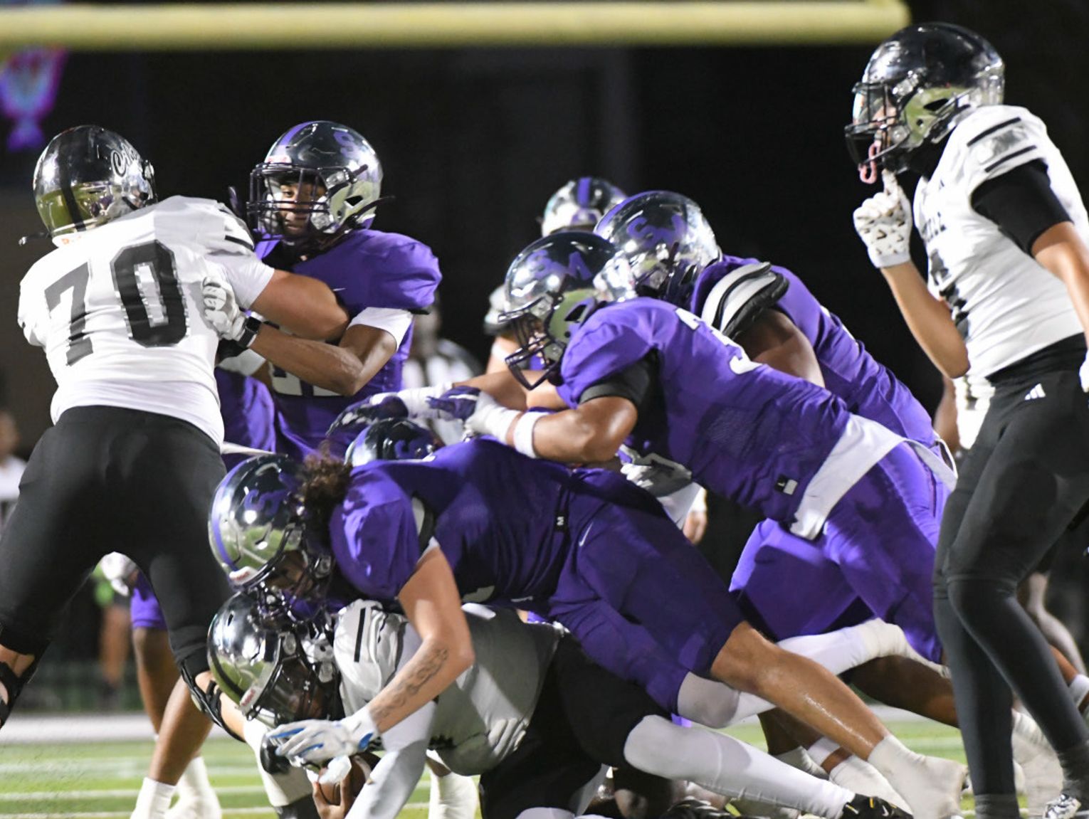 Rattlers battle rival Canyon for playoff seeding
