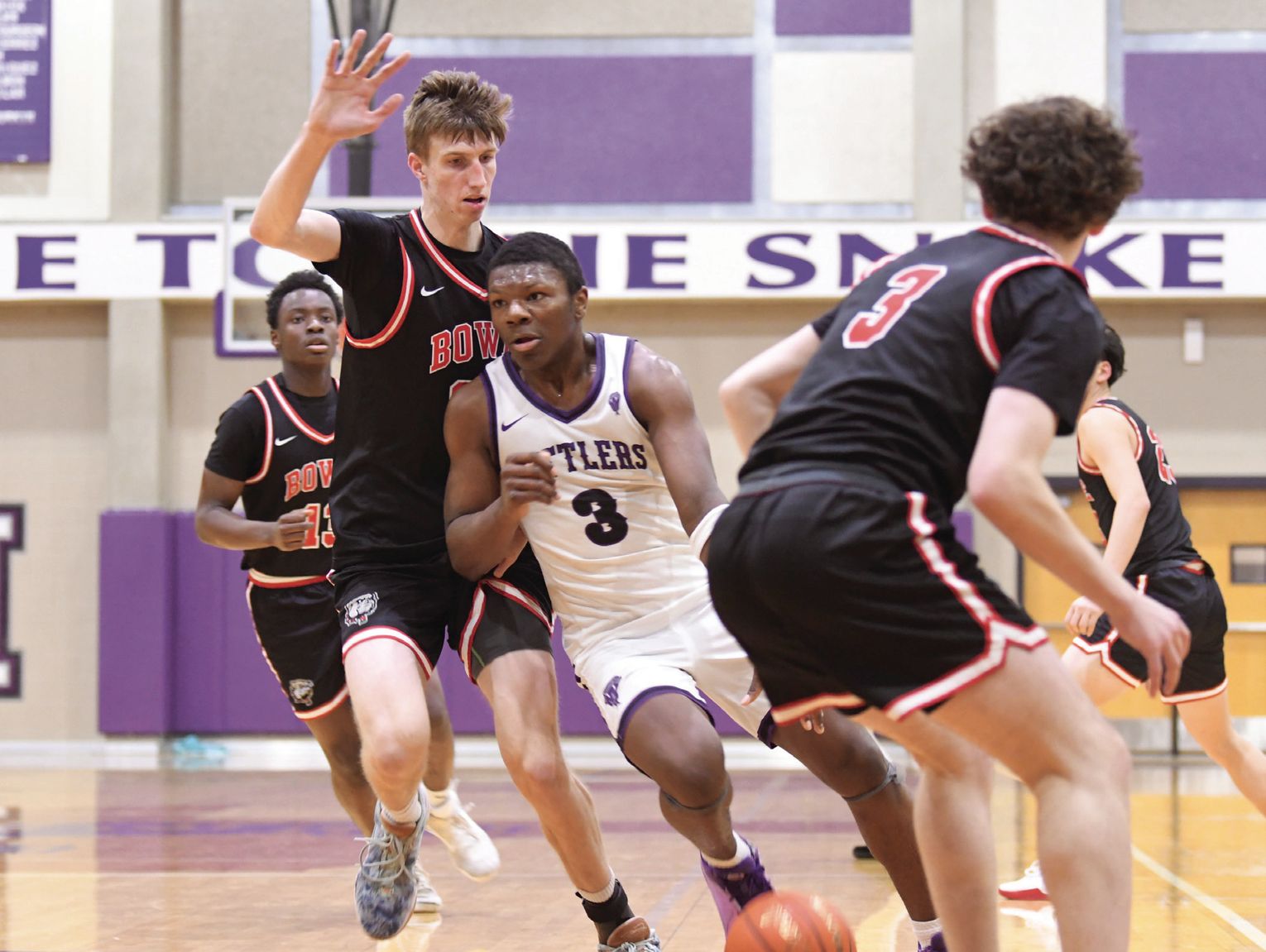 Rattlers fall to Austin Bowie in thrilling non-district showdown