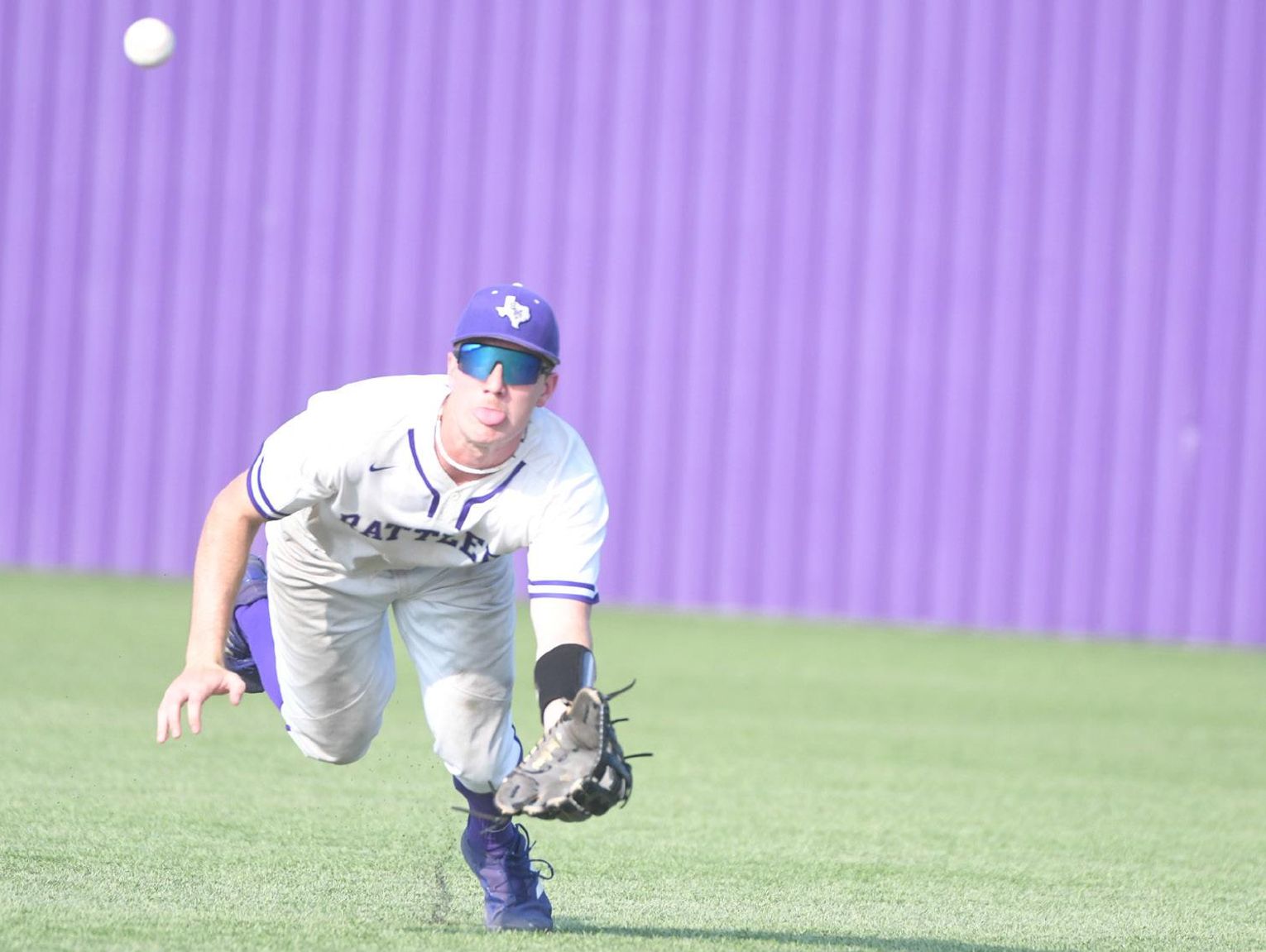 Rattlers fall to Lake Travis in thrilling three game series