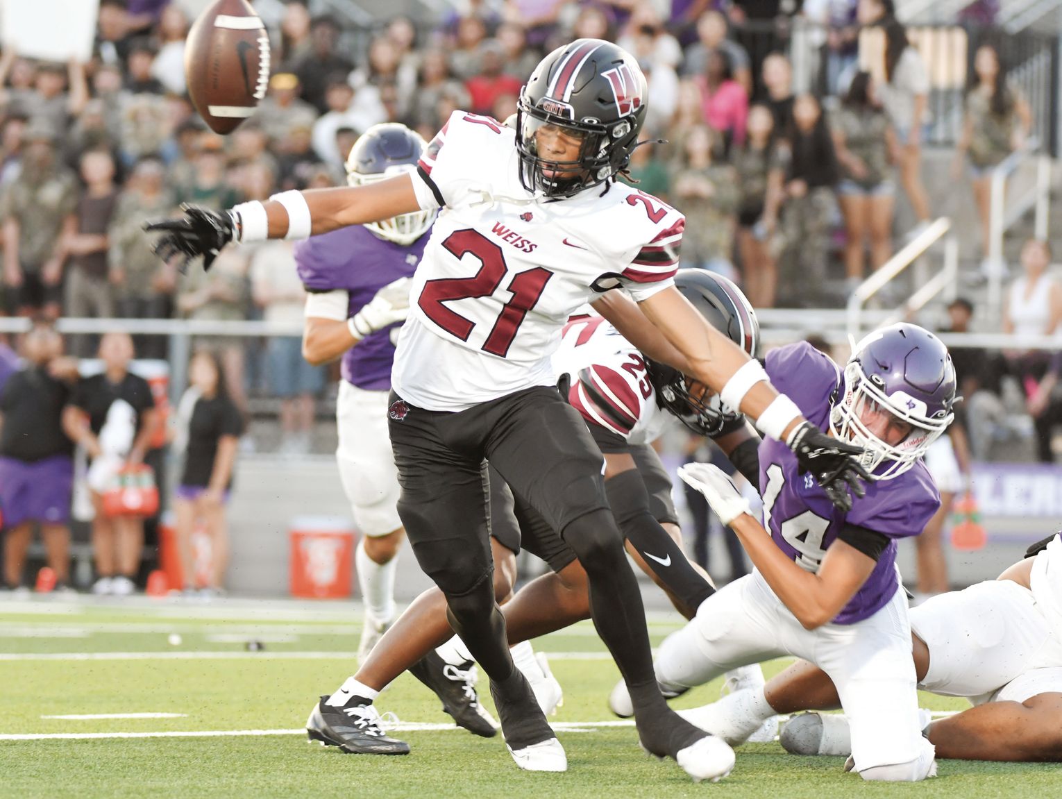 Rattlers travel to Pflugerville for showdown with Weiss