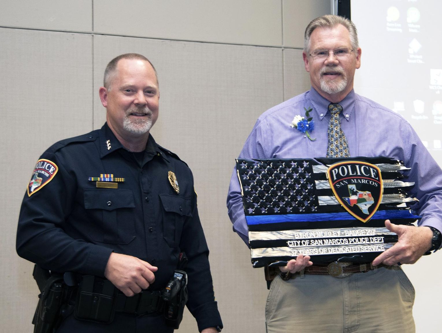 SMPD officers Mobley, Derrickson retire
