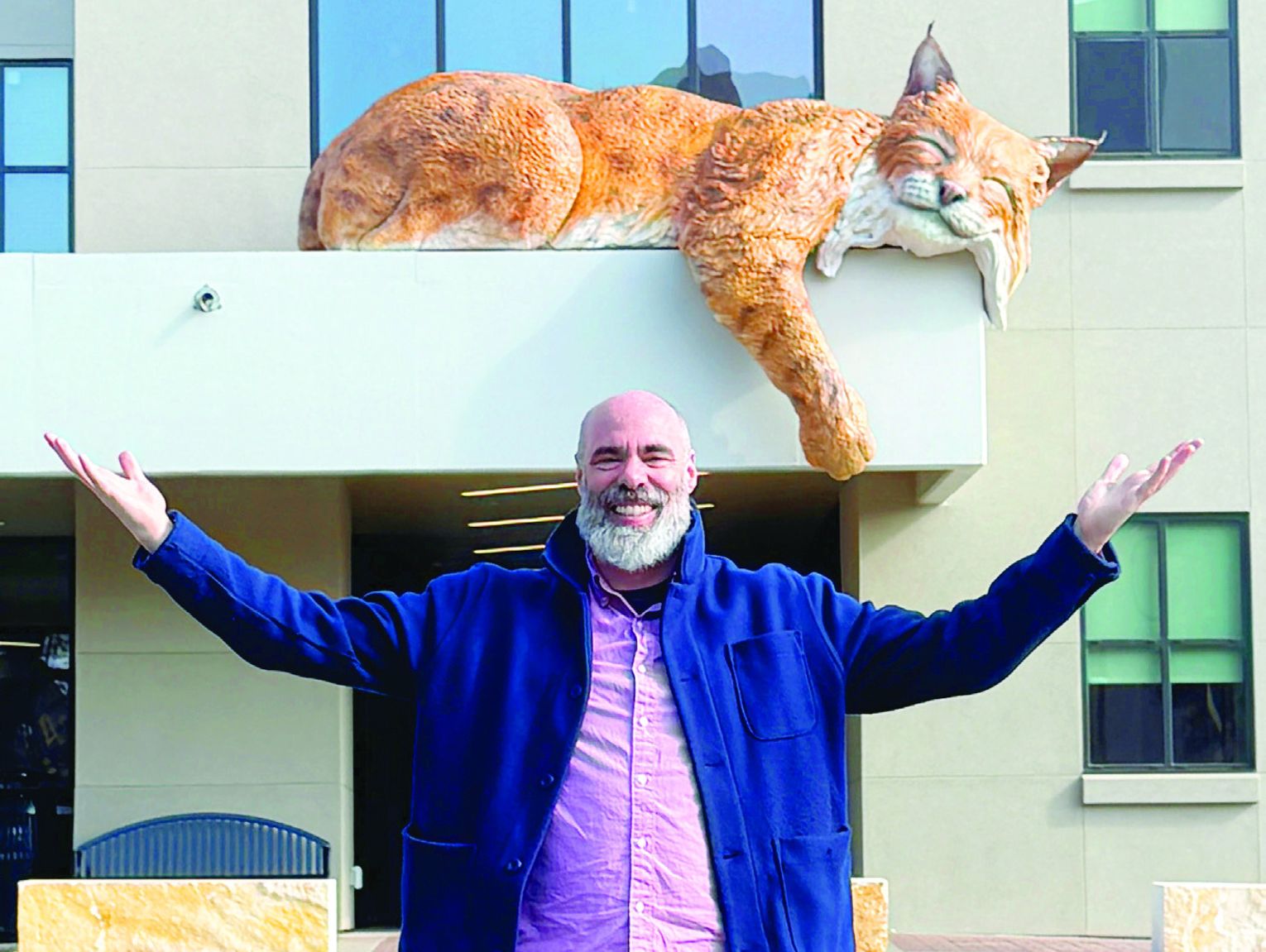 TXST unveils Bobcat sculpture at new dorm